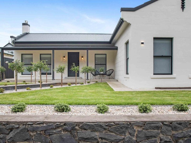 Escape to Luxury on the Limestone Coast