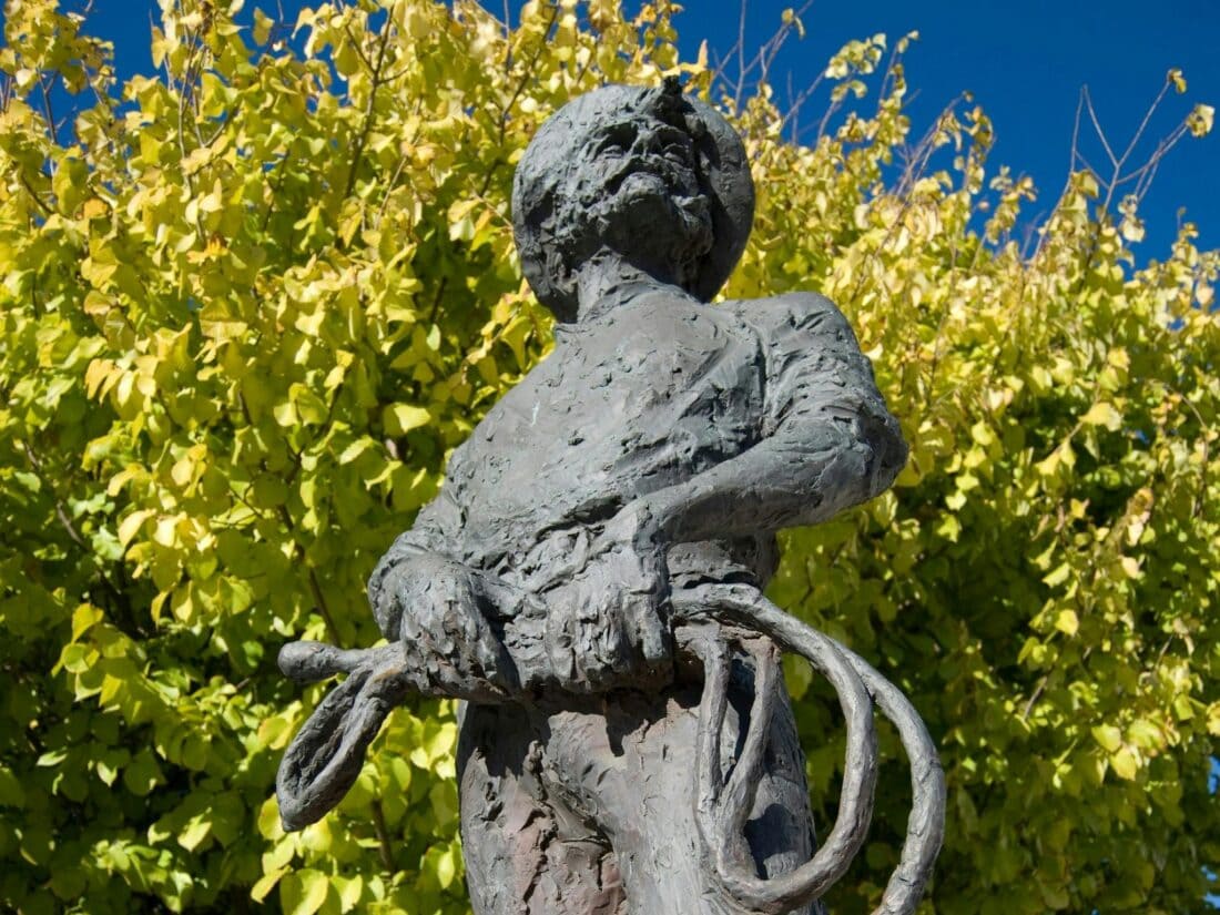 Alexander Cameron Statue - Limestone Coast