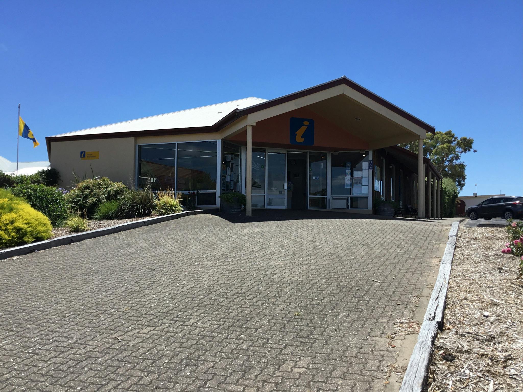 Millicent Visitor Information Centre - Limestone Coast