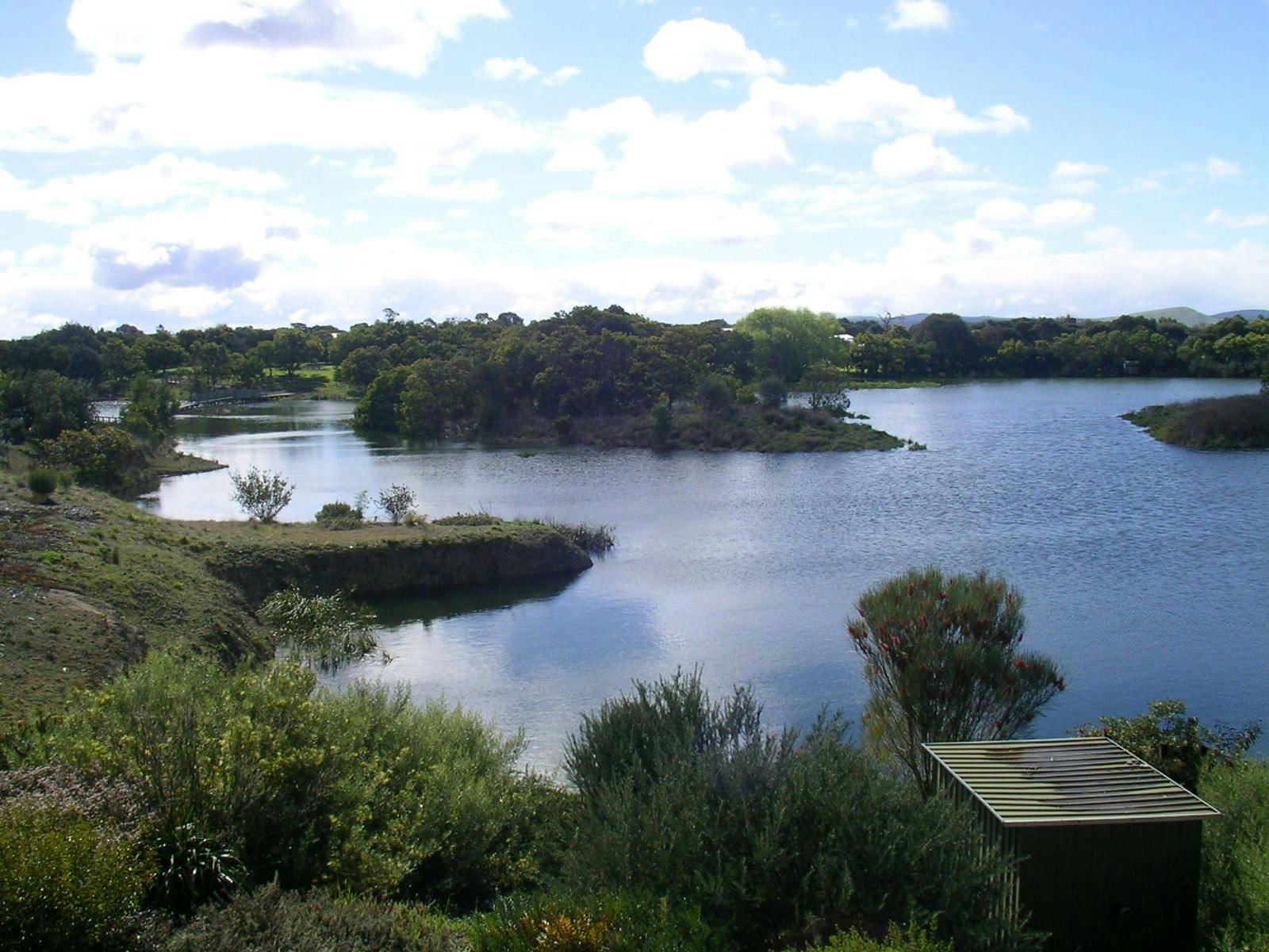 Hatherleigh Garden Club Tour of Lake McIntyre - Limestone Coast